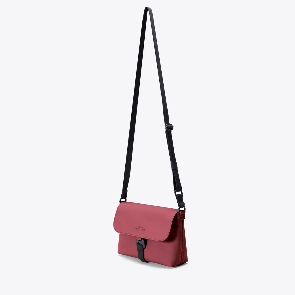 Ucon Acrobatics • Yuri Bag • Lotus Infinity Series (Burgundy)